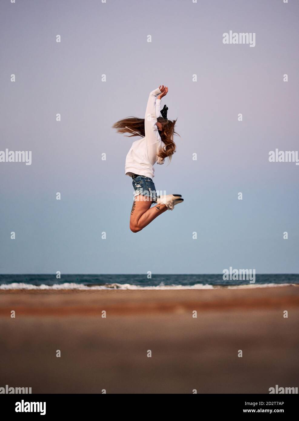 Level side view hi-res stock photography and images - Alamy