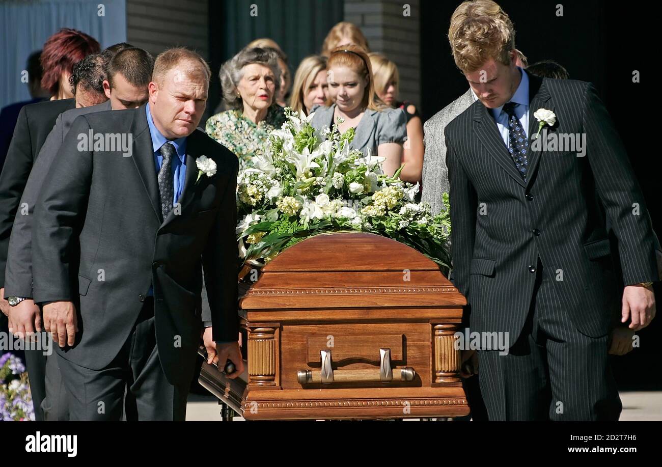 Carry ut hi-res stock photography and images - Alamy