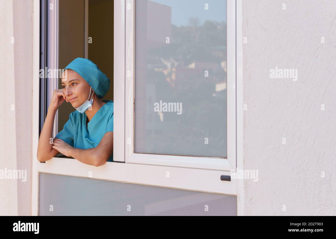 Female medical worker hi-res stock photography and images - Alamy