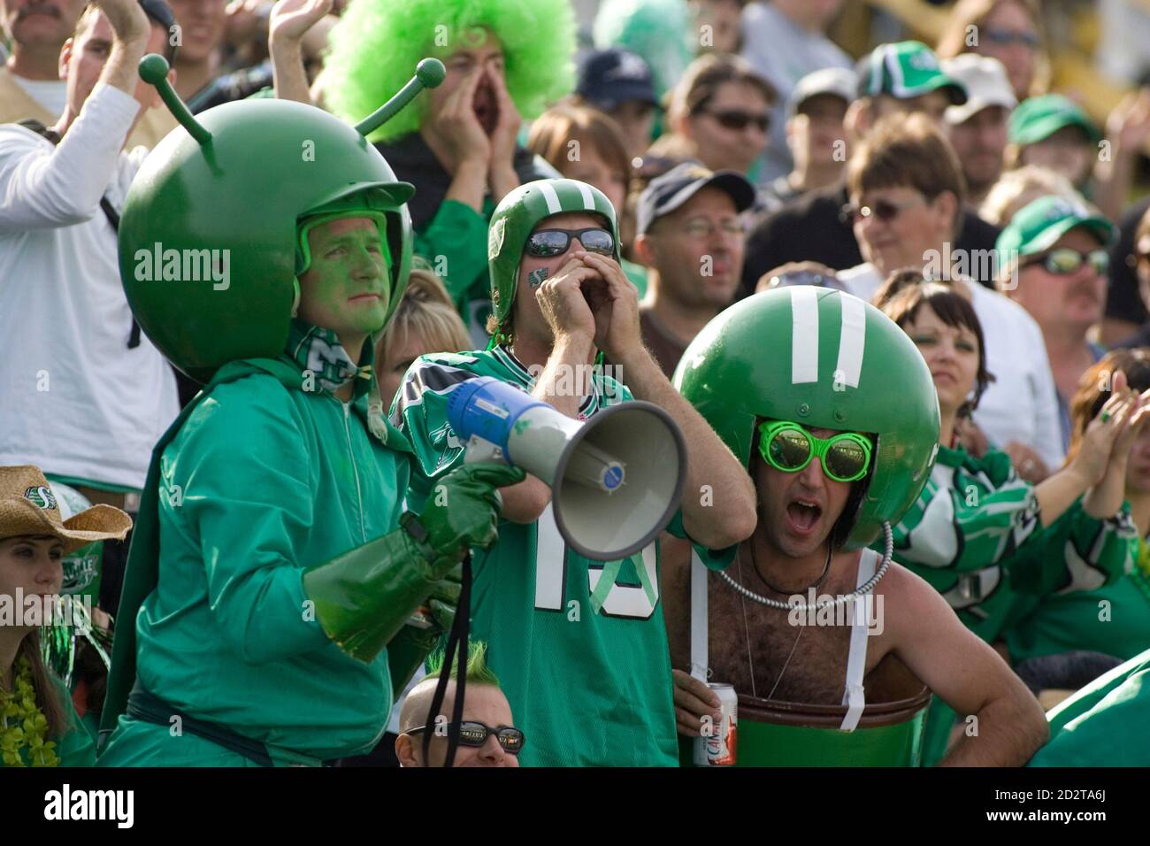 Saskatchewan roughrider fans hi-res stock photography and images - Alamy