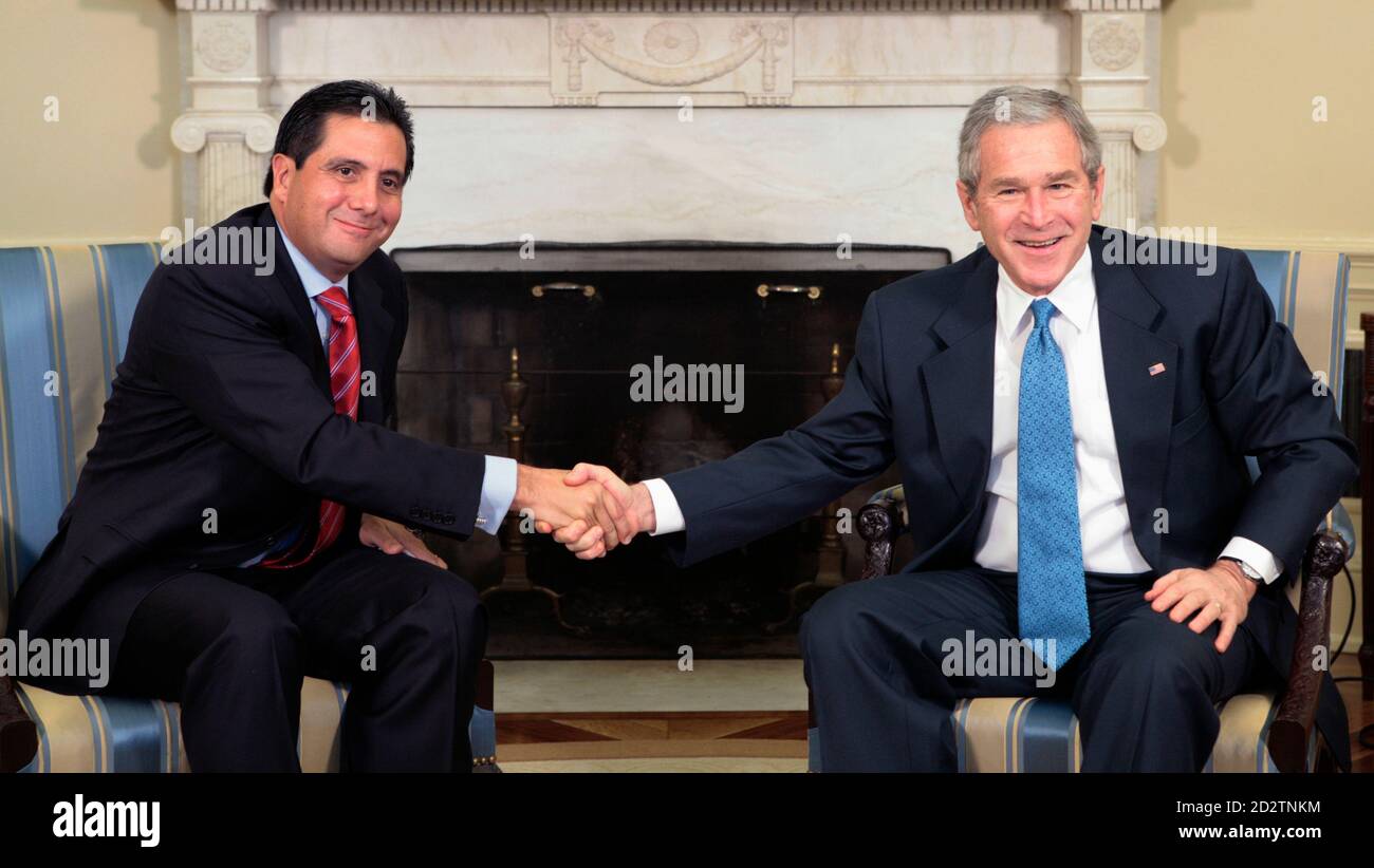 George bush panama hi-res stock photography and images - Alamy