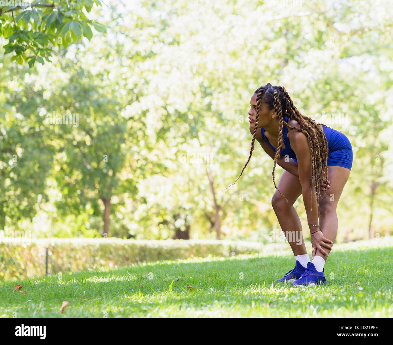 Bend legs hi-res stock photography and images - Alamy