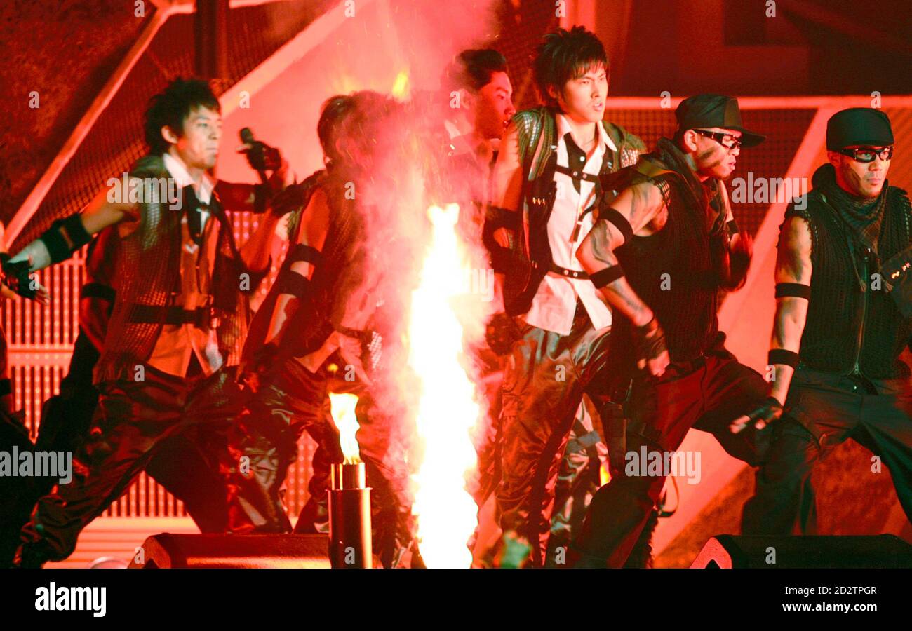 Tvxq japan High Resolution Stock Photography and Images - Alamy