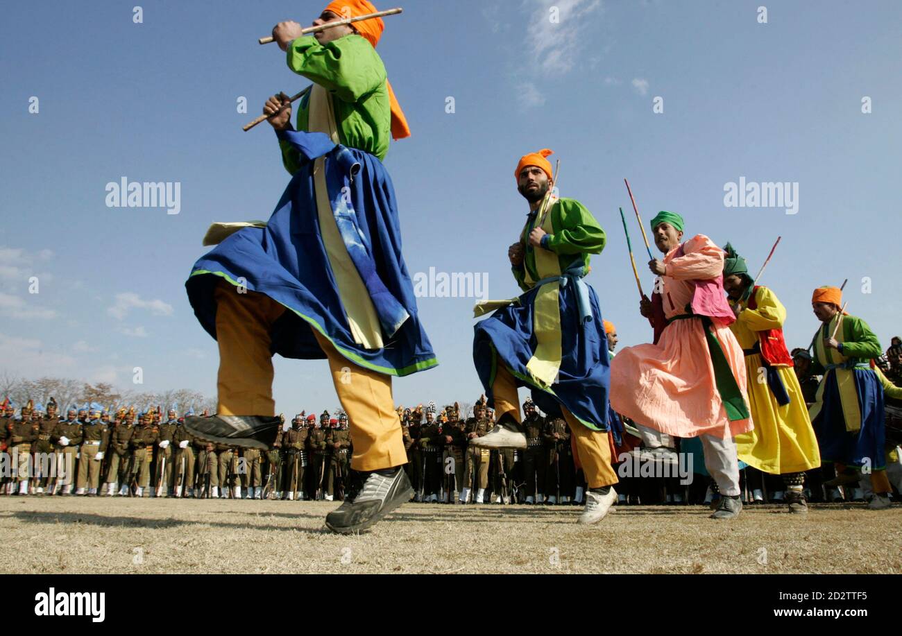 Kashmiri Dress High Resolution Stock Photography and Images - Alamy
