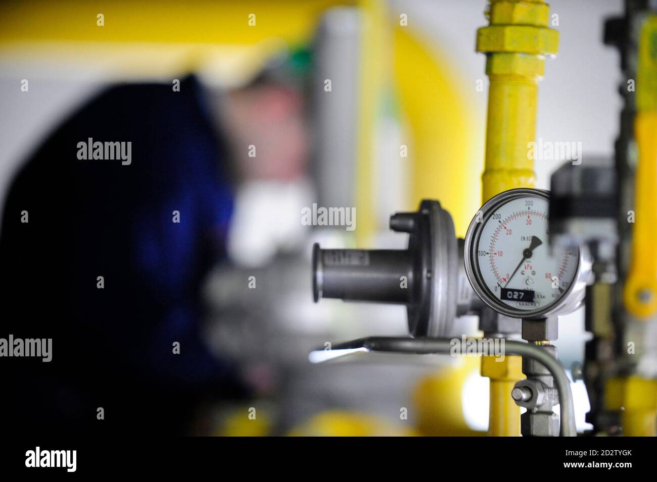 Shutdown plant hi-res stock photography and images - Alamy