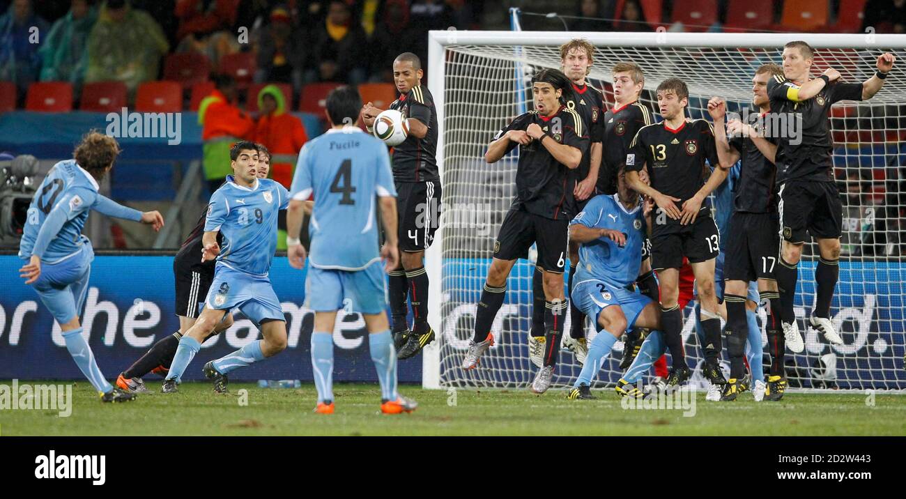 Diego forlan world cup hi-res stock photography and images - Alamy