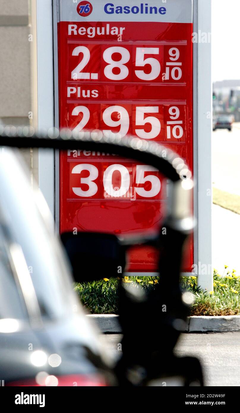 76 gas station hi-res stock photography and images - Alamy