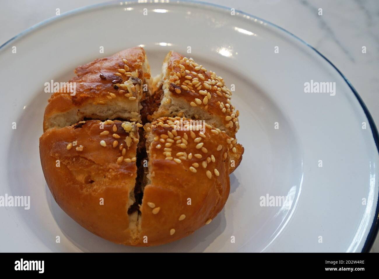 Deep fried chinese mantou bun hi-res stock photography and images - Alamy
