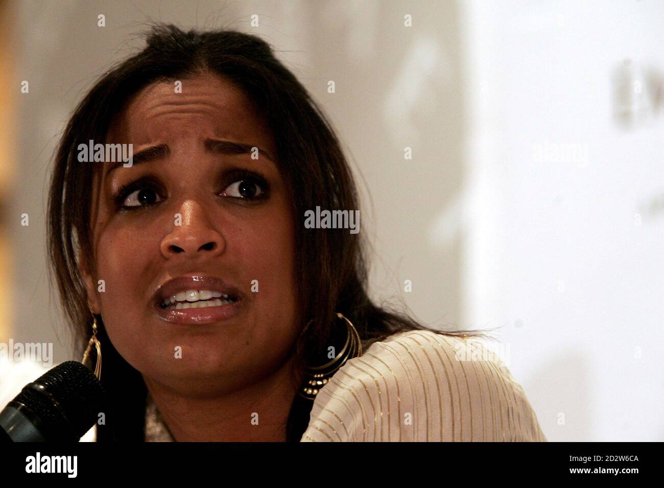 Laila ali daughter boxing legend hi-res stock photography and images ...