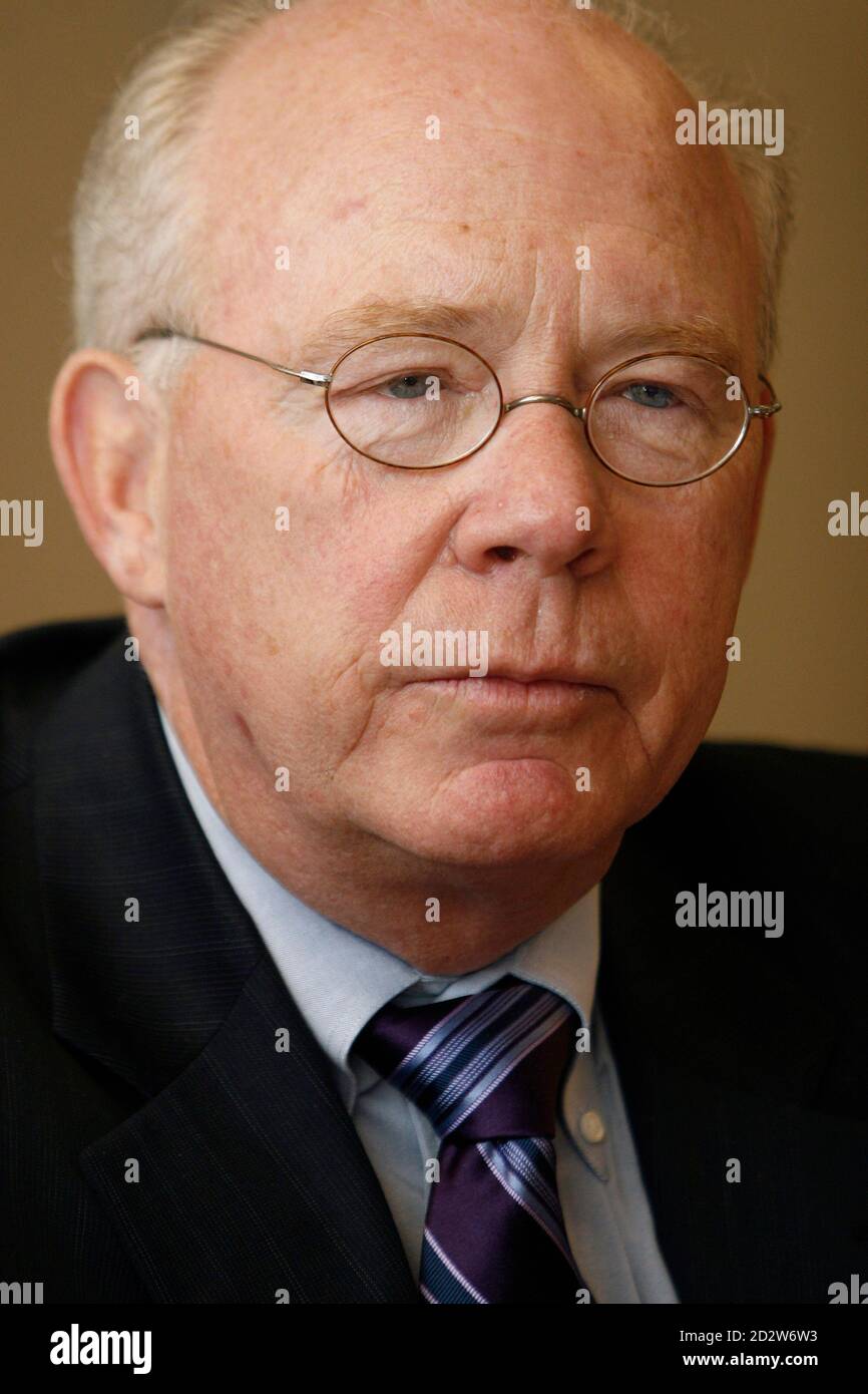 Richard bond hi-res stock photography and images - Alamy
