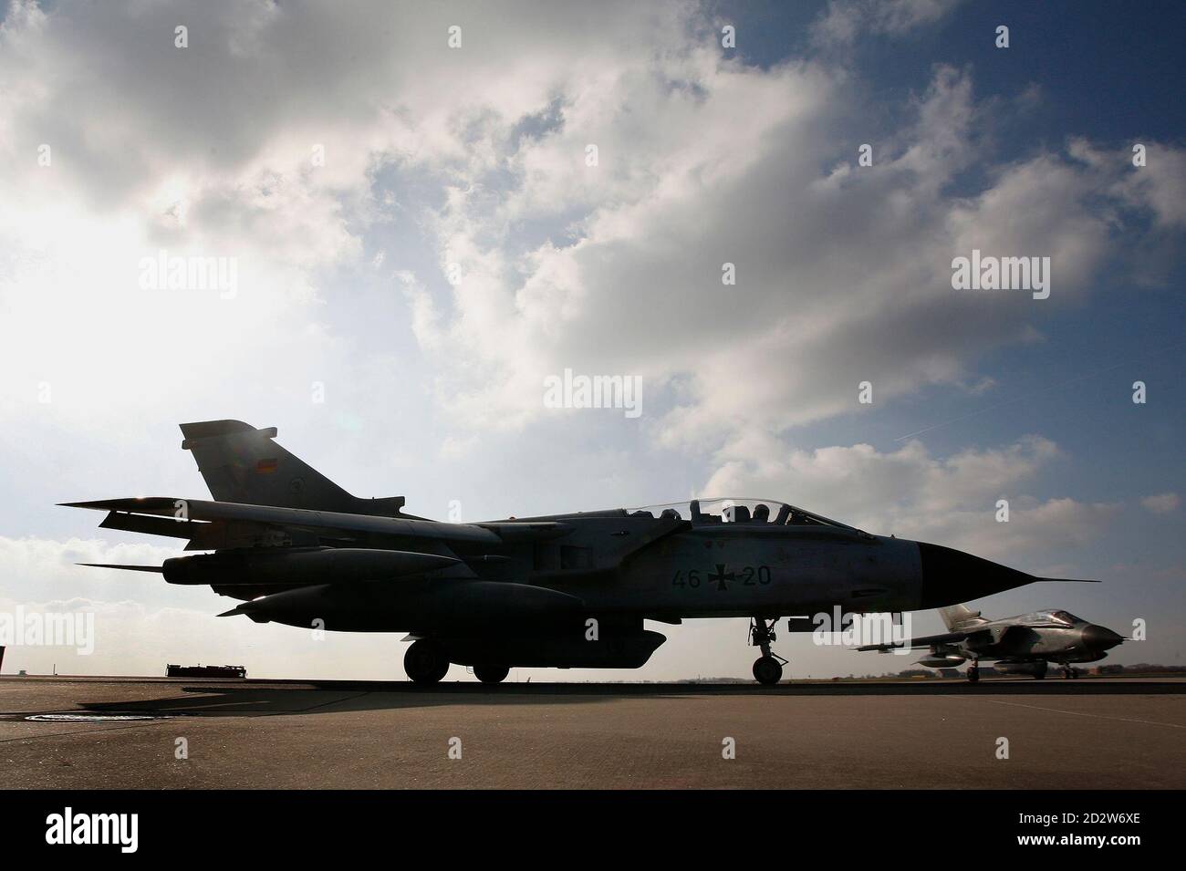 Tornado jet fighters hi-res stock photography and images - Alamy