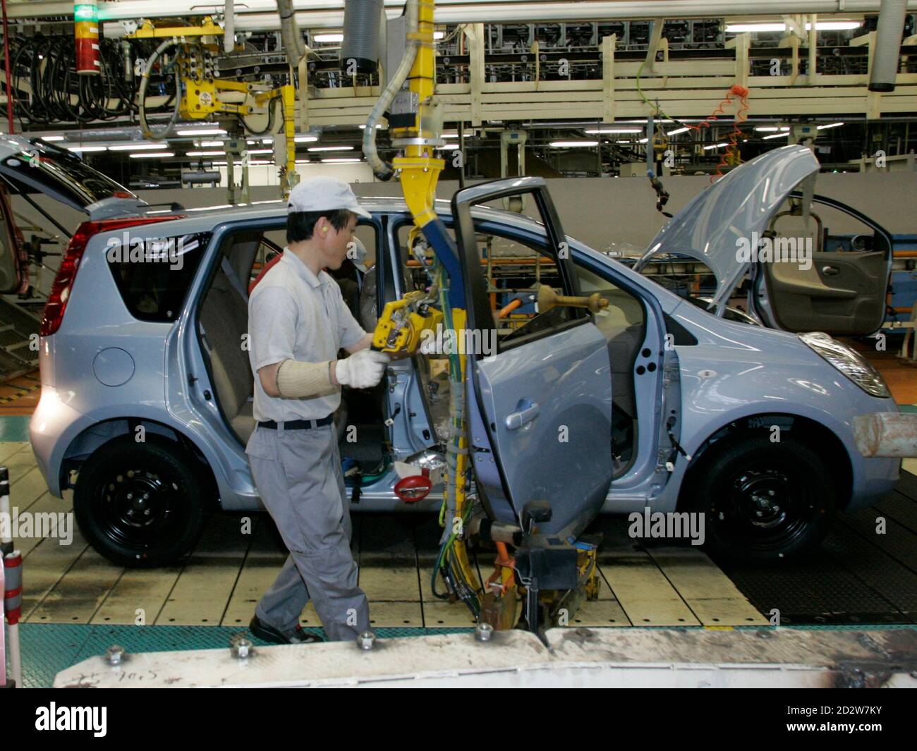 Nissan factory japan hi-res stock photography and images - Alamy