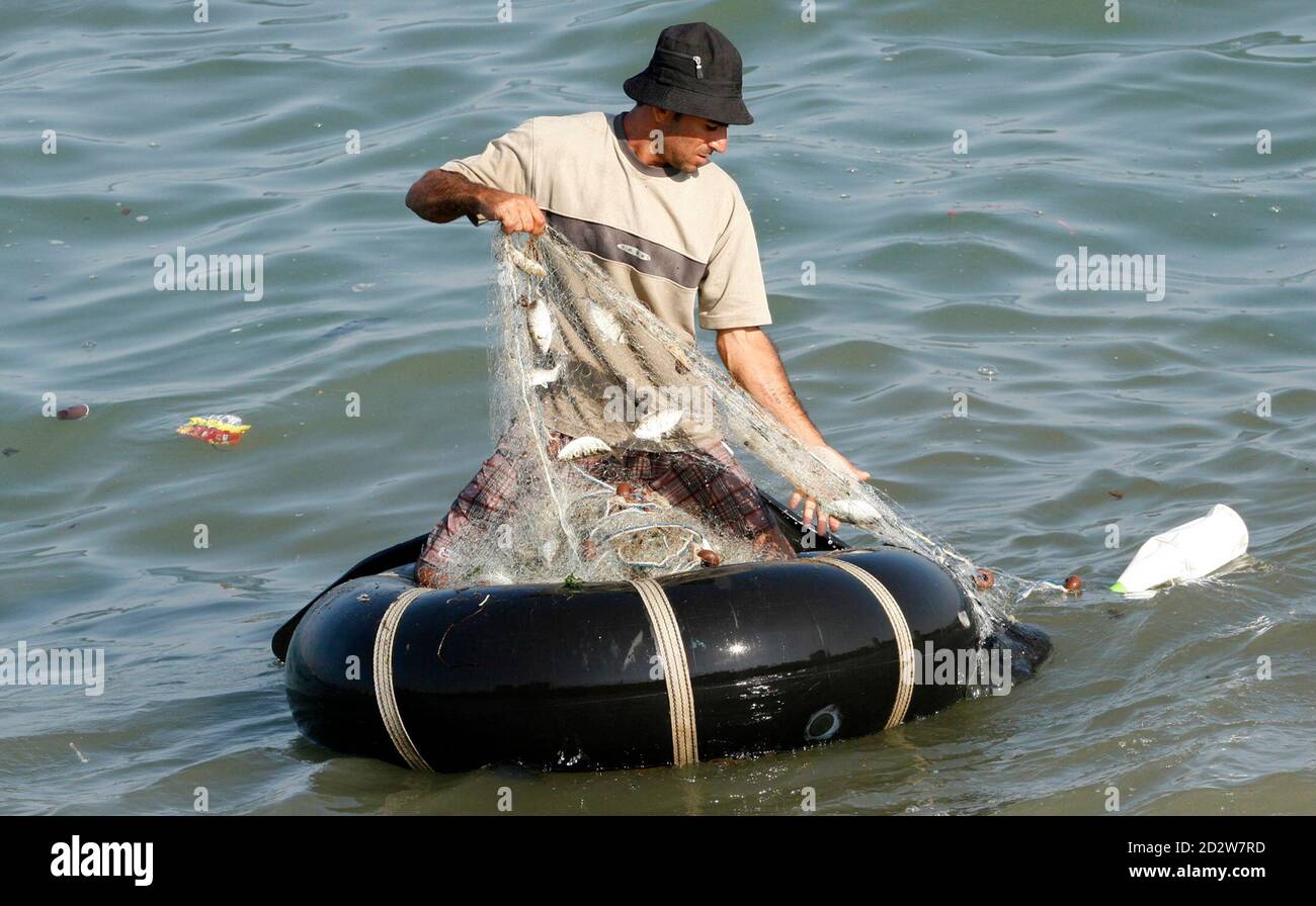 Pull out garbage hi-res stock photography and images - Alamy