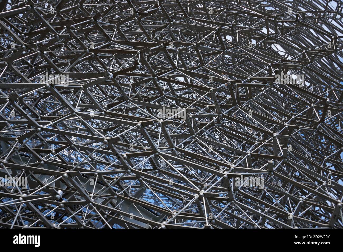Royal Botanic Gardens Kew London. The Hive by Wolfgang Buttress Art ...