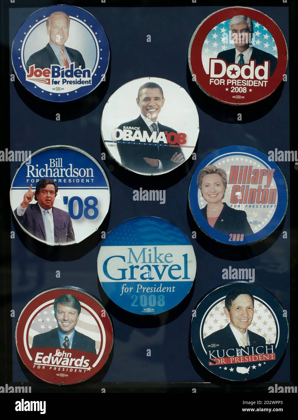 Campaign badges hi-res stock photography and images - Alamy