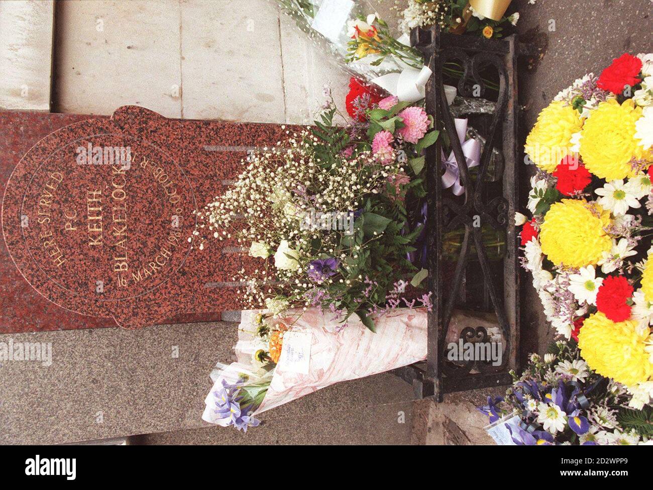 On 10th anniversary broadwater farm riots hi-res stock photography and ...