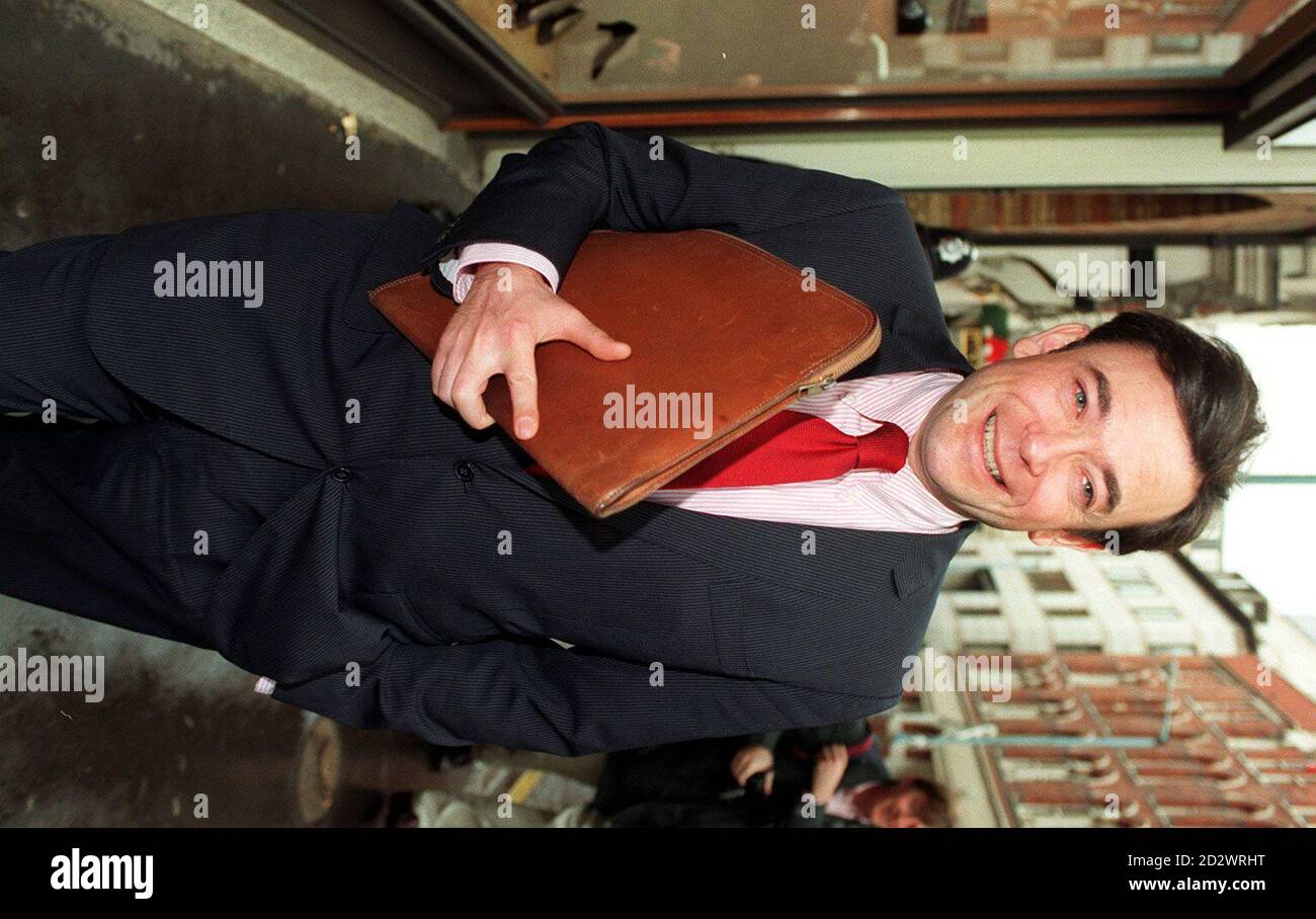 Ian Maxwell arrives at London's Chancery Lane courts where he and his ...
