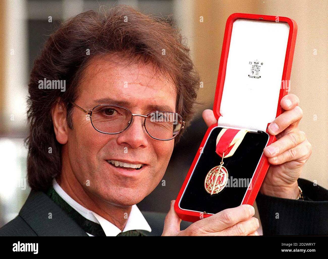 Cliff richard hi-res stock photography and images - Alamy