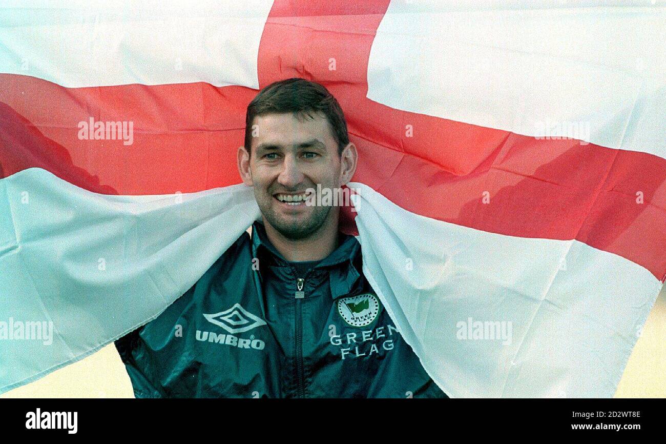 Freindly match wembley hi-res stock photography and images - Alamy