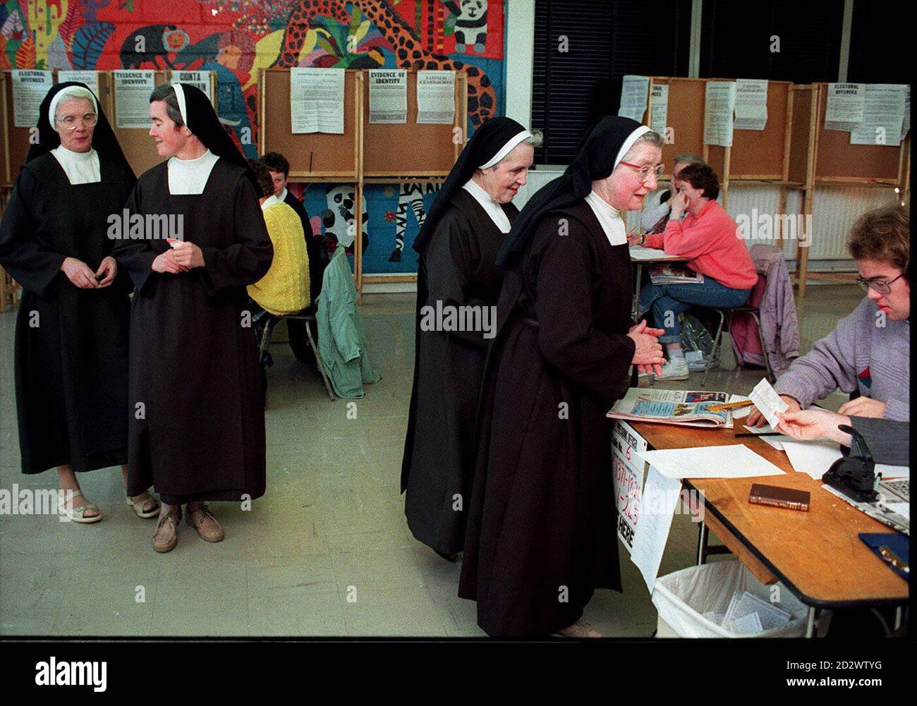 IRELAND OUT: Carmelite Nuns from the monastery of the Immaculate ...