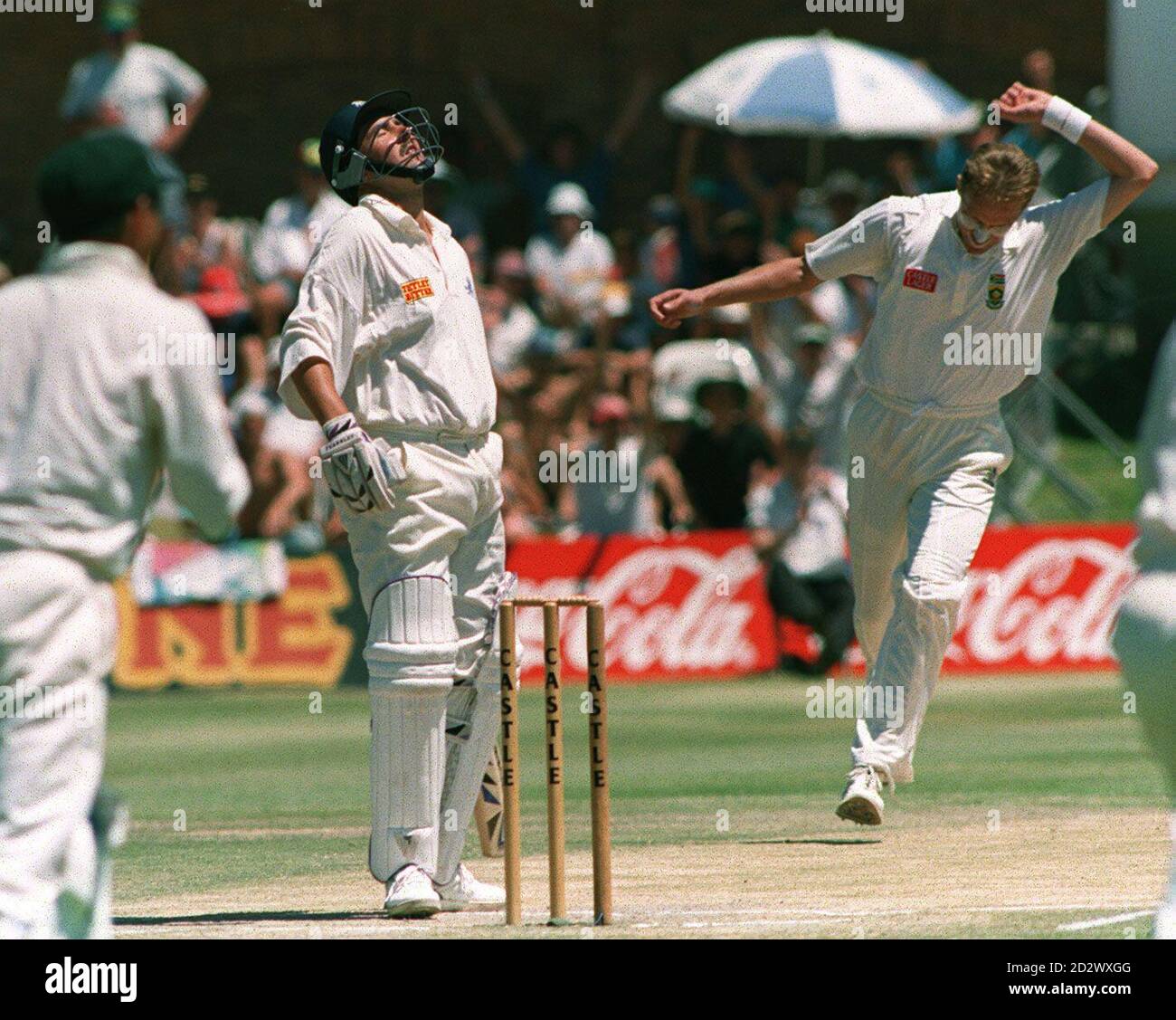 England's Richard Illingworth looks skyward as South Africa's Allan ...