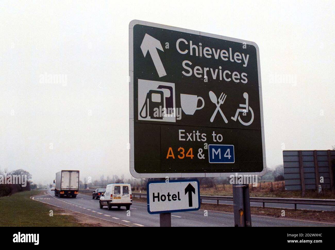 French service station hi-res stock photography and images - Alamy