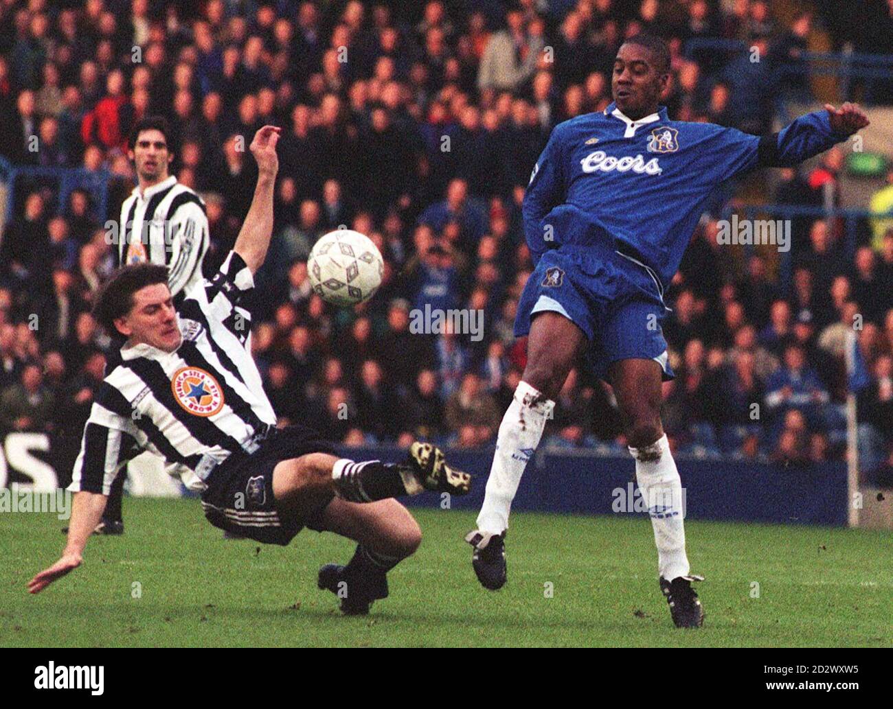 Chelsea and peter beardsley hi-res stock photography and images - Alamy