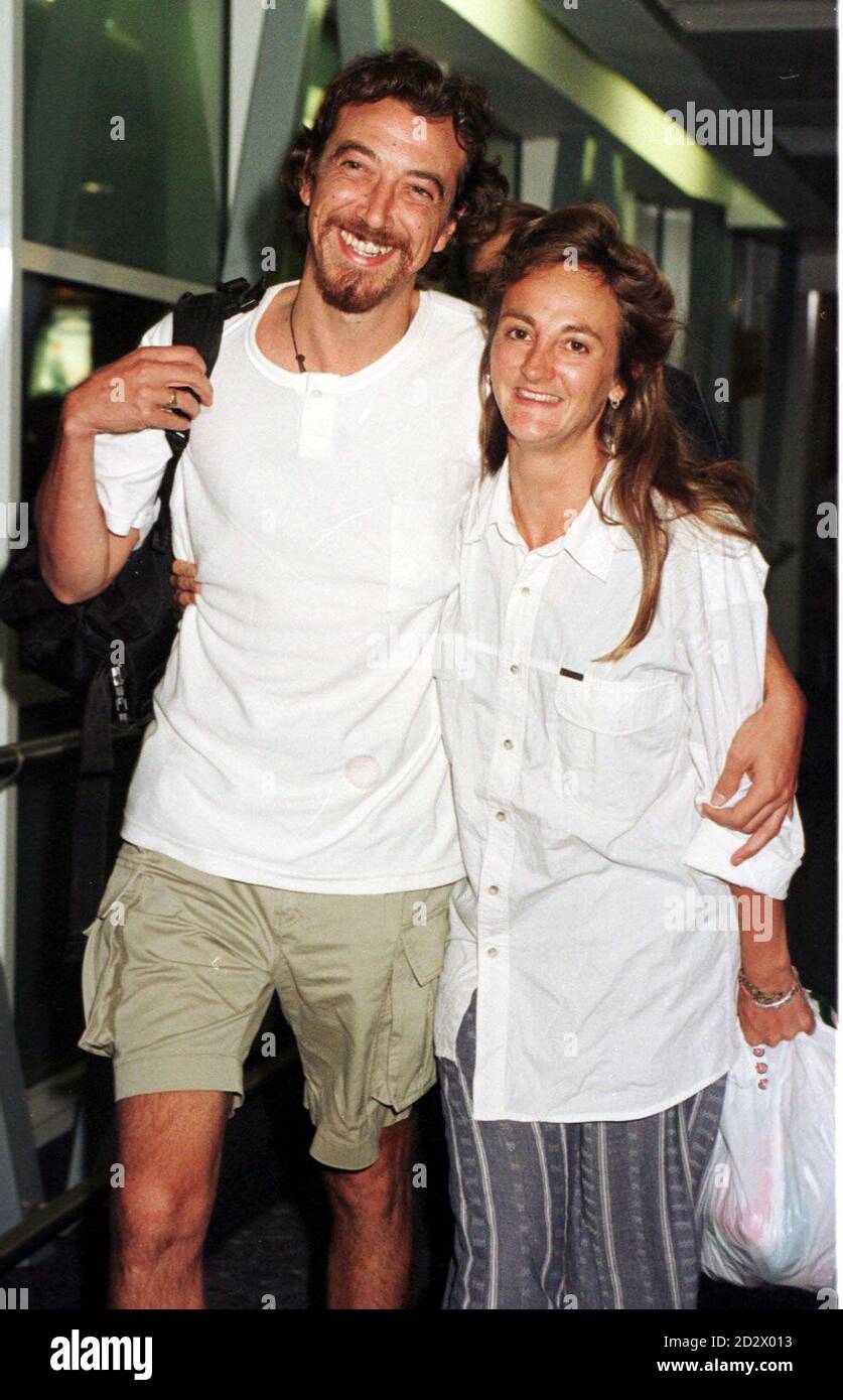 Ship wreck back-packers Steve Nicholson and Caroline Harrison arrive at ...