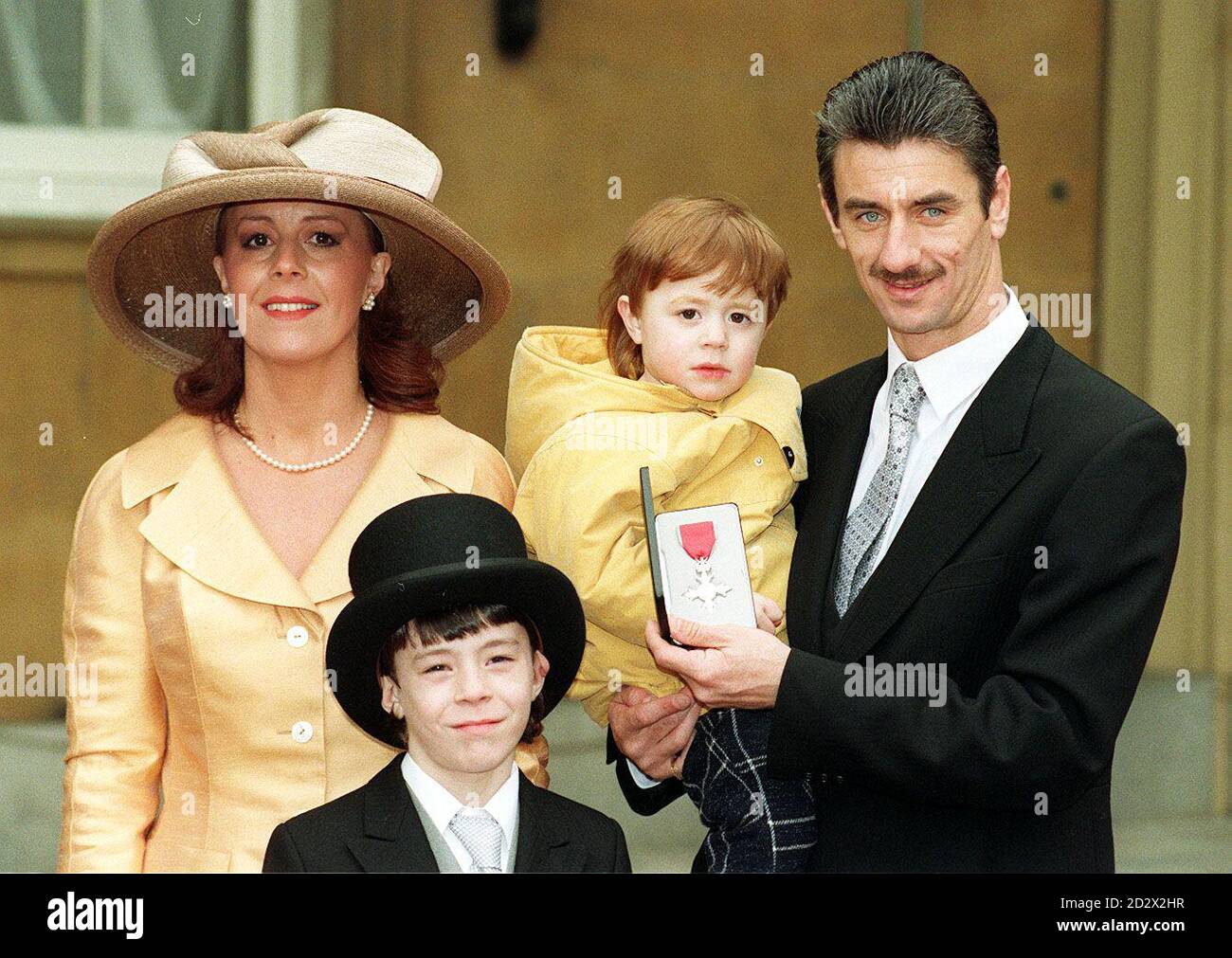Veteran Liverpool striker Ian Rush at Buckingham Palace with his wife ...