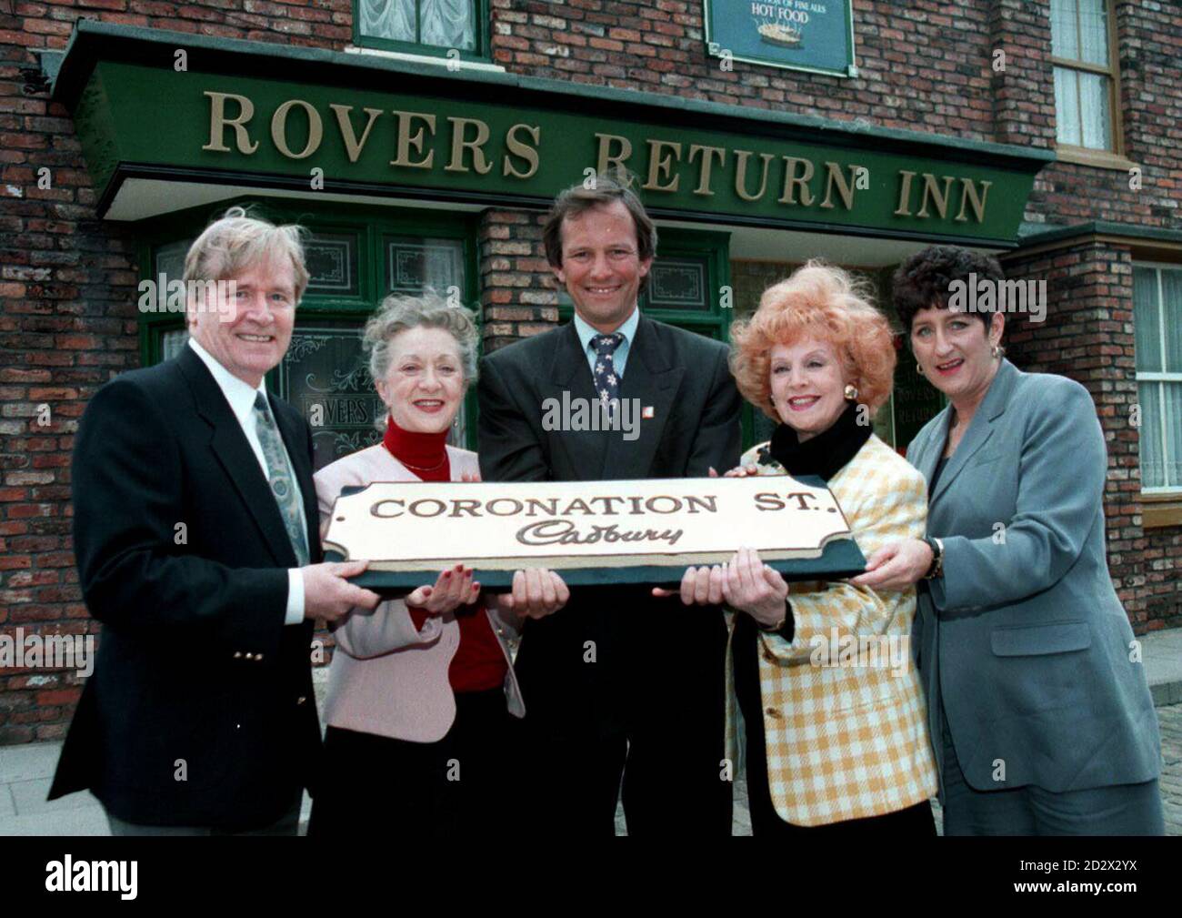 Coronation st sign hi-res stock photography and images - Alamy