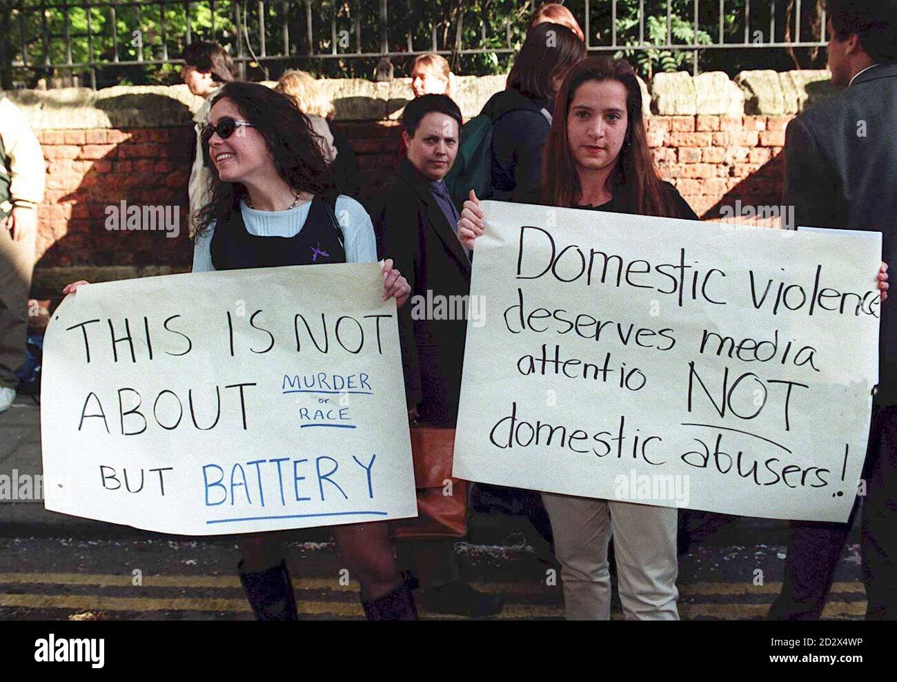 Oxford student protesters outside the Oxford Union building where OJ ...