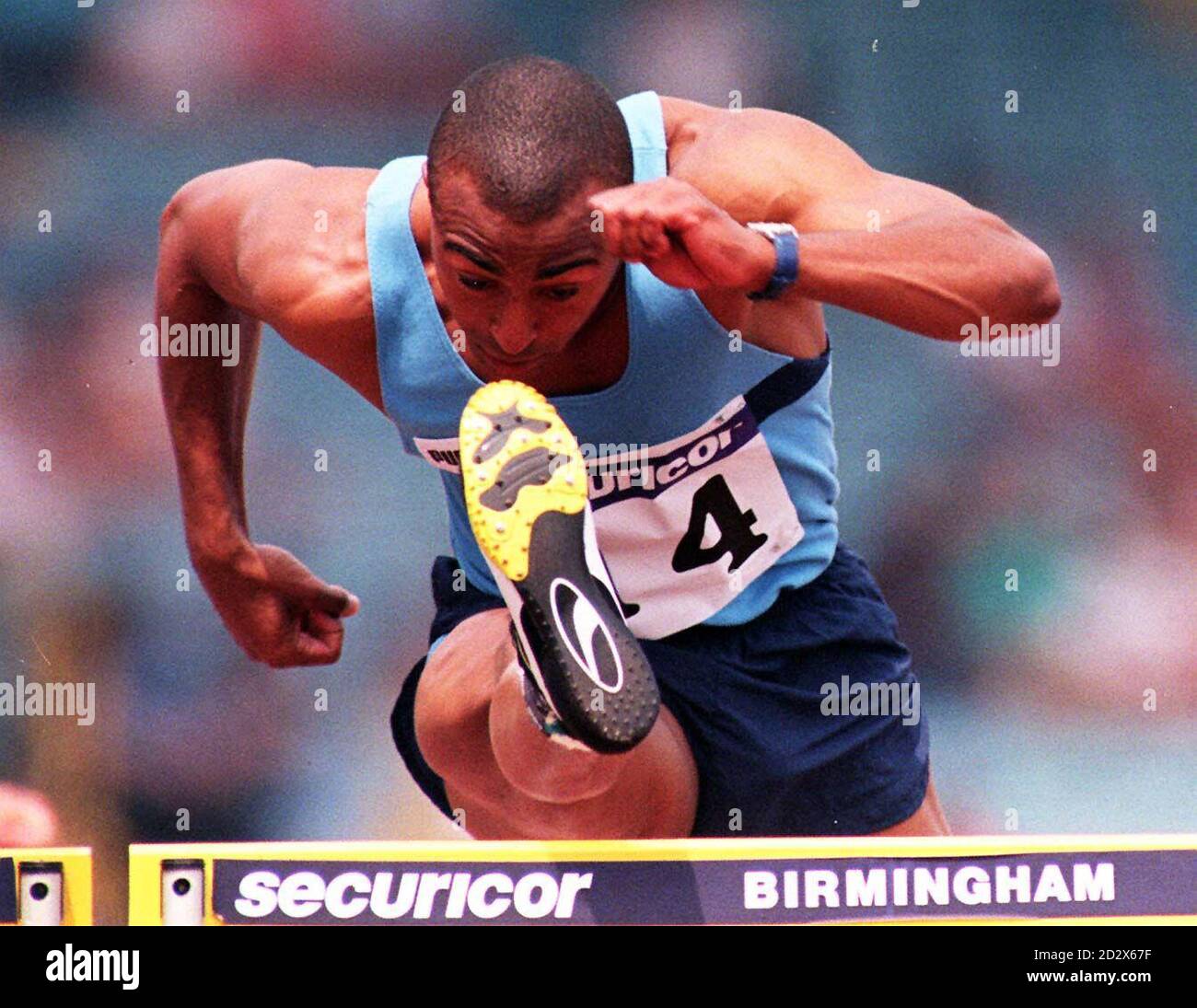 Colin jackson 110 hurdles hi-res stock photography and images - Alamy