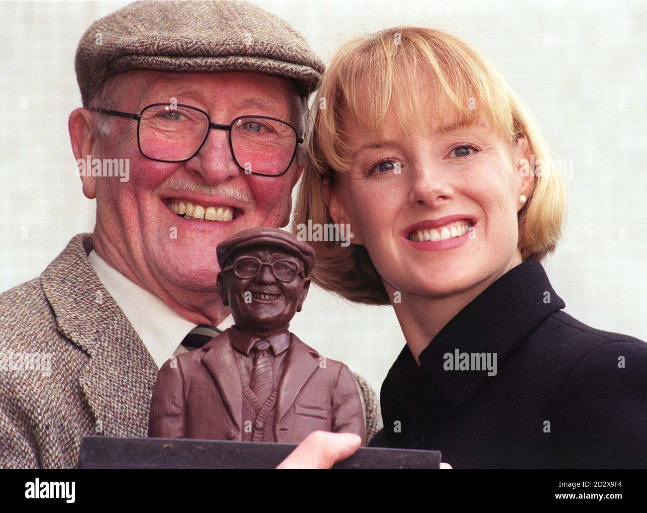 Coronation streets percy sugden hi-res stock photography and images - Alamy