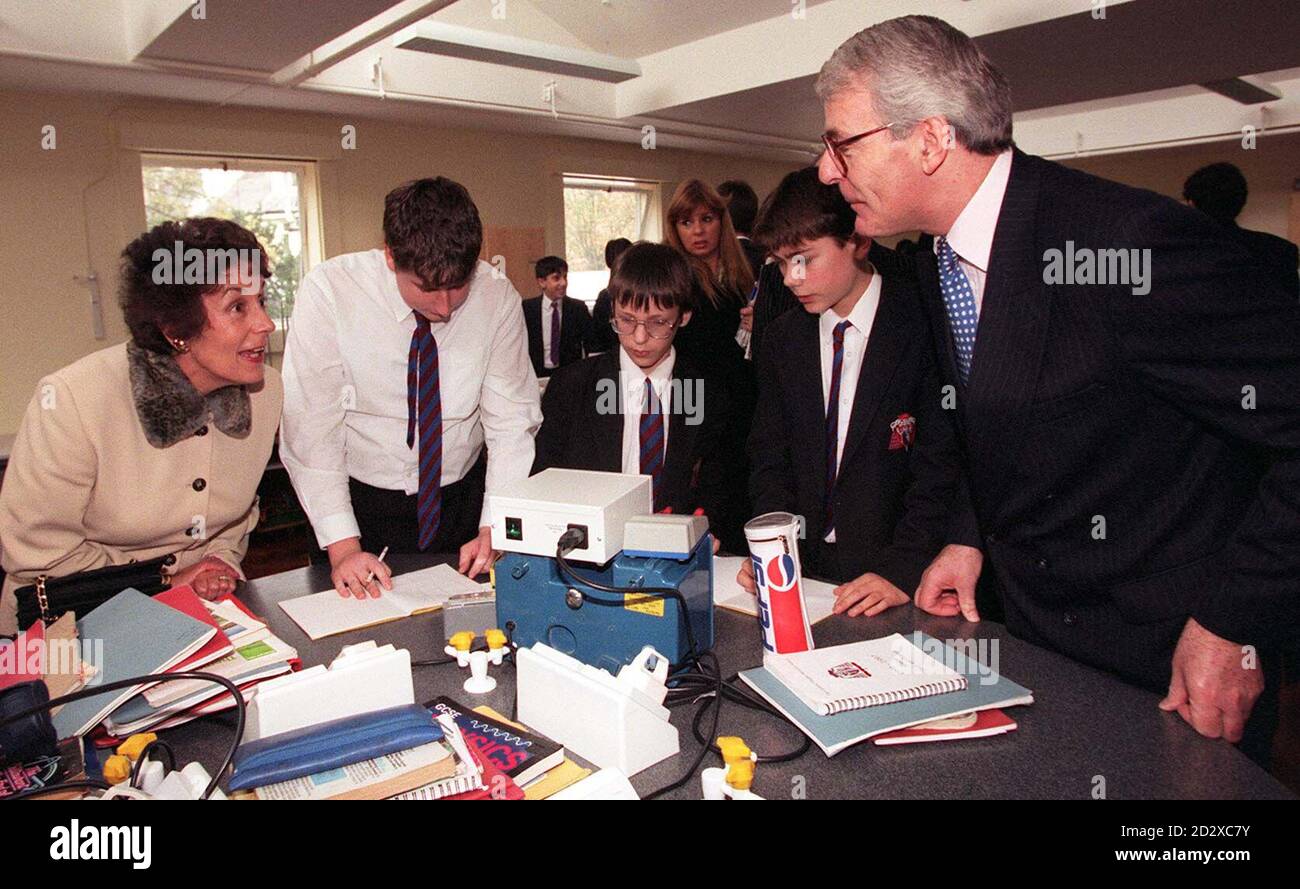 Gillian vaughan hi-res stock photography and images - Alamy