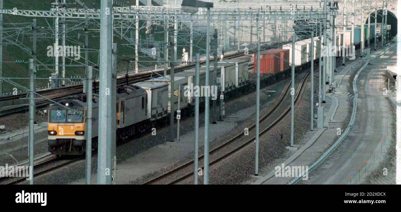 Train fire kent hi-res stock photography and images - Alamy