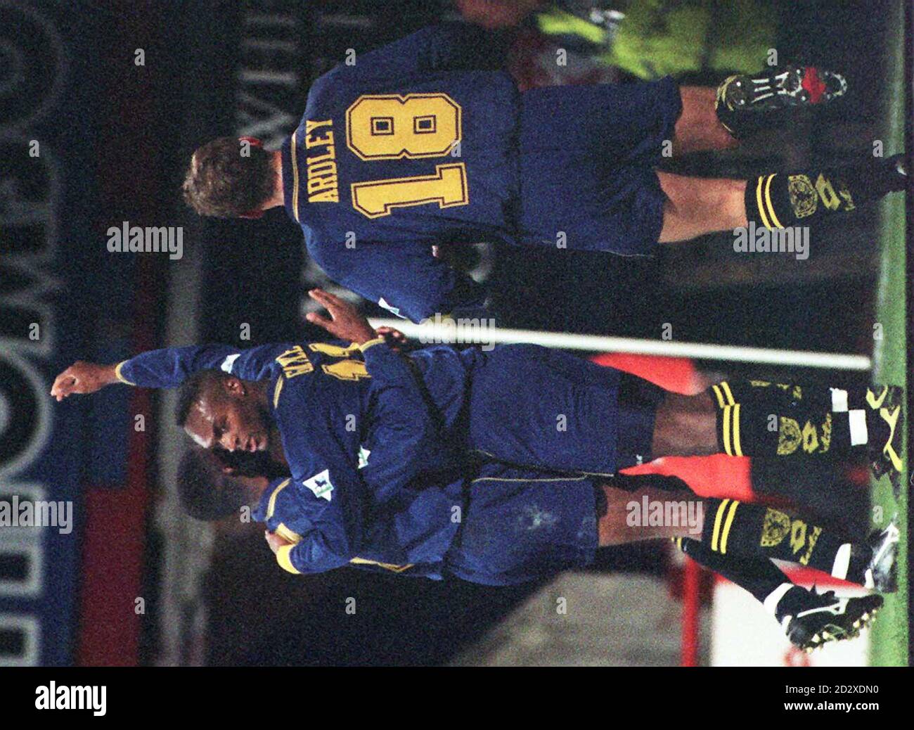 Coco cola cup hi-res stock photography and images - Alamy