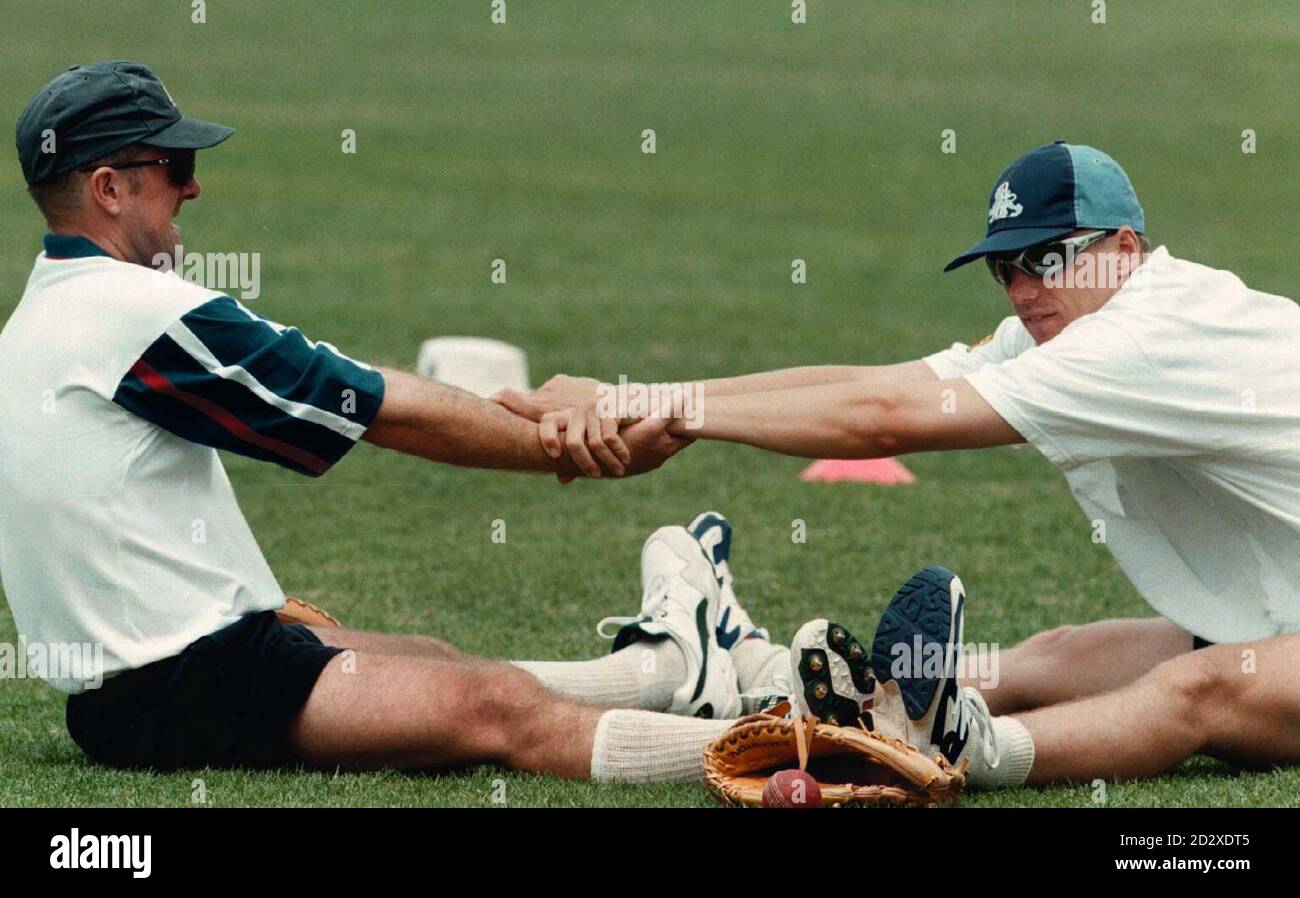 Alan mullally exercise hi-res stock photography and images - Alamy