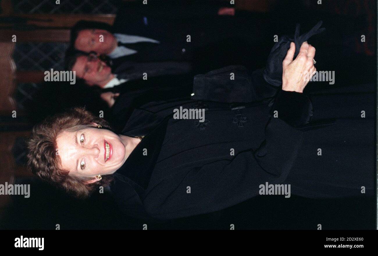 Mary robinson ireland hi-res stock photography and images - Alamy