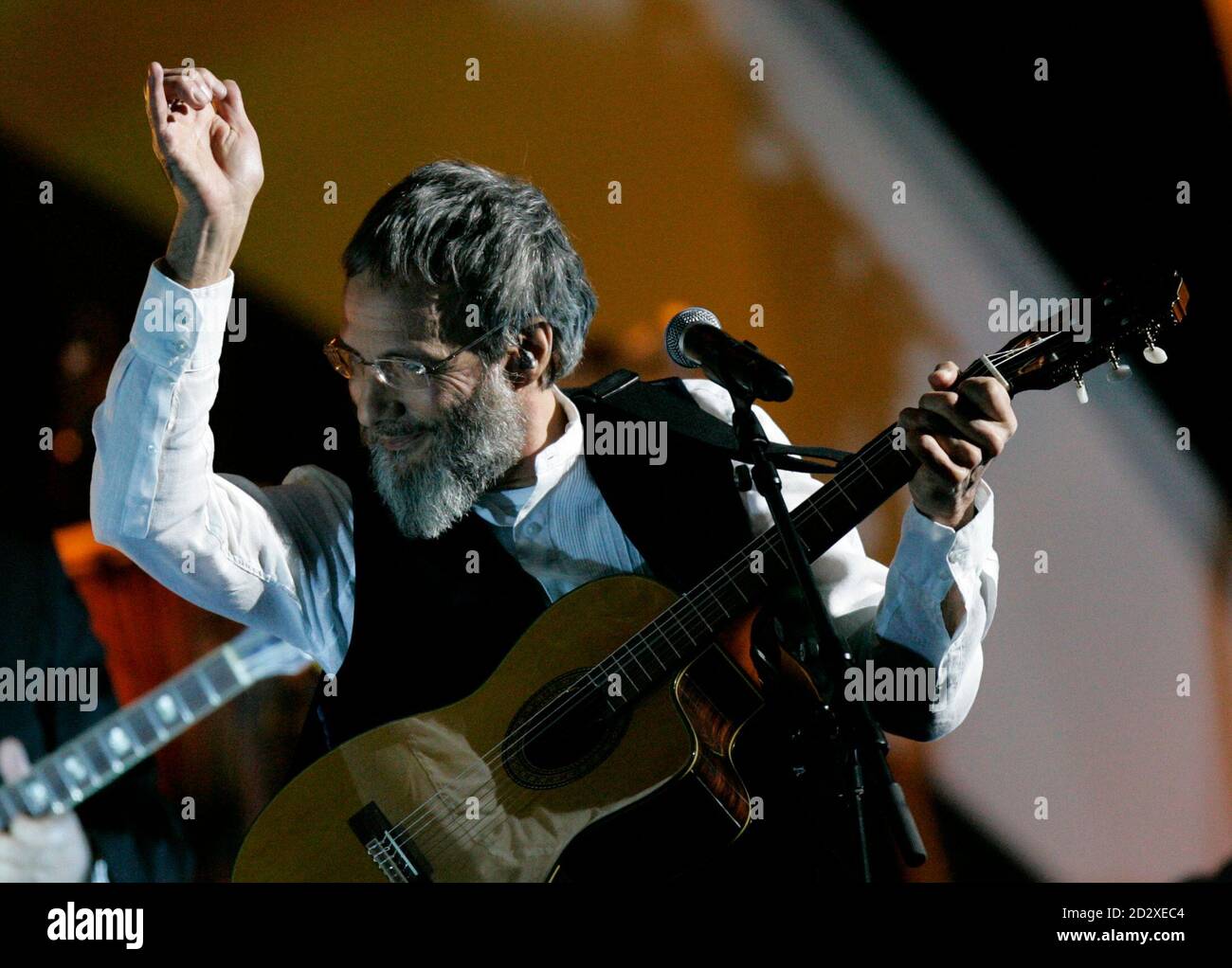 Singer yusuf formerly cat stevens hi-res stock photography and images ...