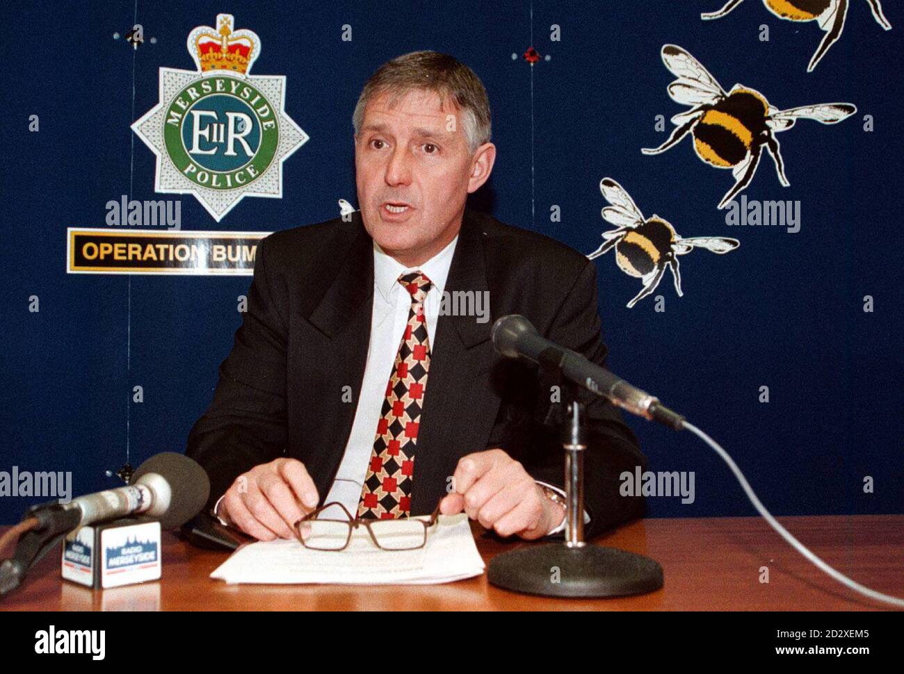 Detective chief superintendent ray walker hi-res stock photography and ...