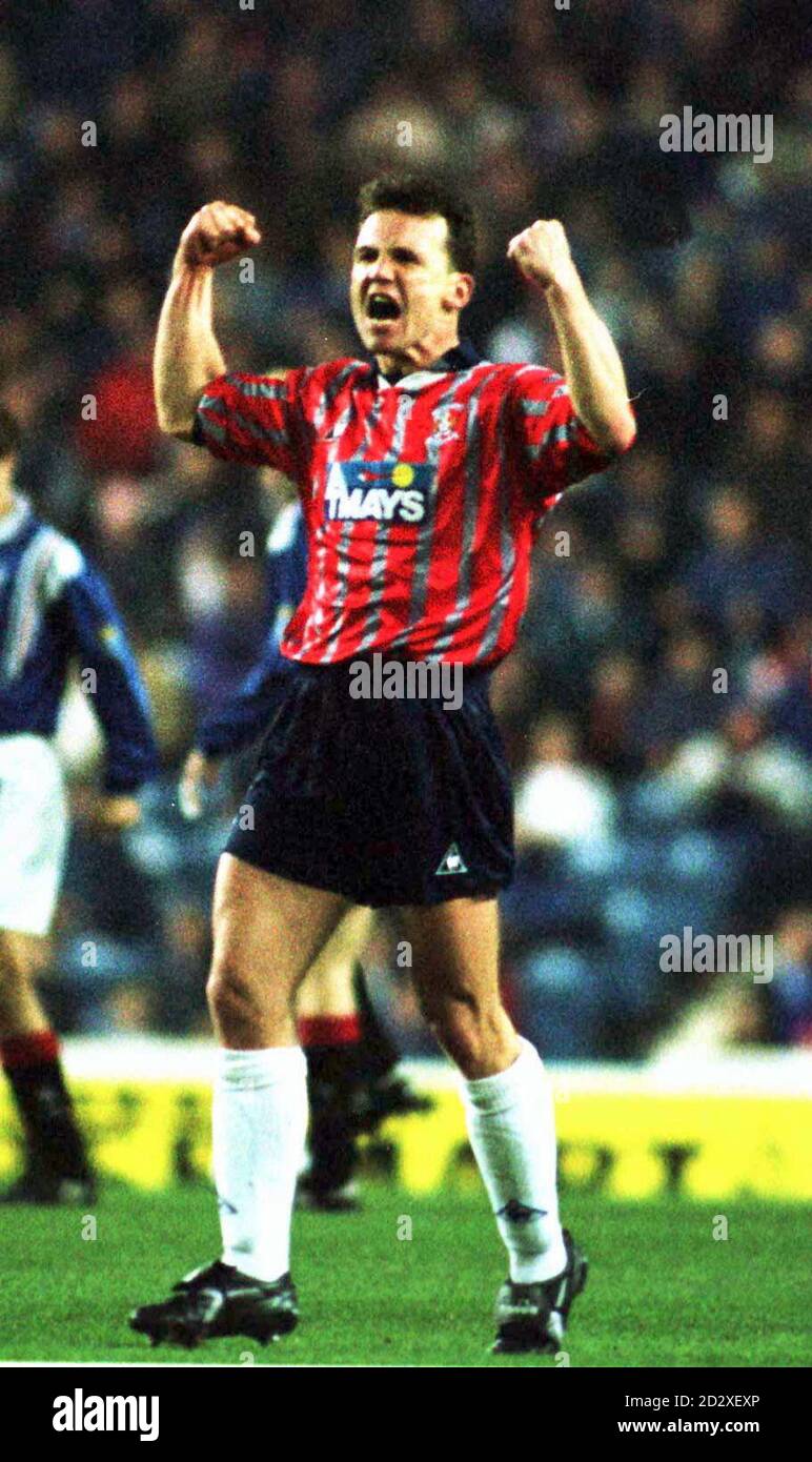 Ray montgomerie hi-res stock photography and images - Alamy