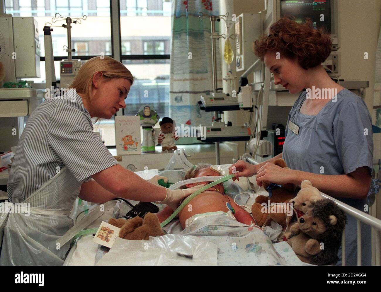 193 critically ill children hi-res stock photography and images - Alamy