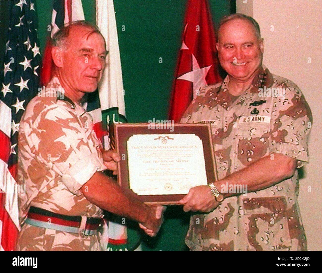 Sas 'the soldiers' story' hi-res stock photography and images - Alamy