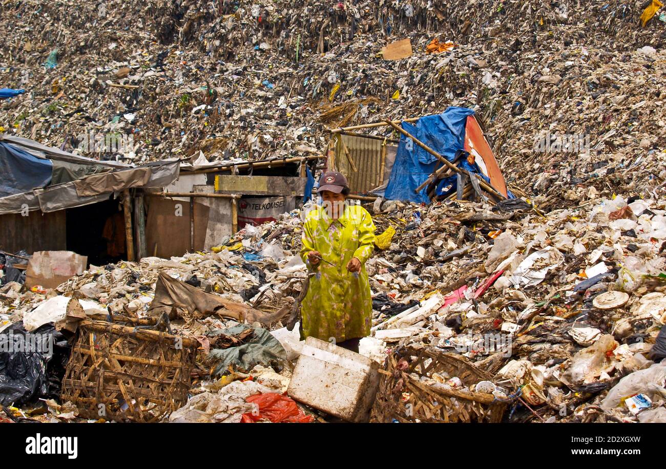 Garbage Collector Woman High Resolution Stock Photography and Images ...
