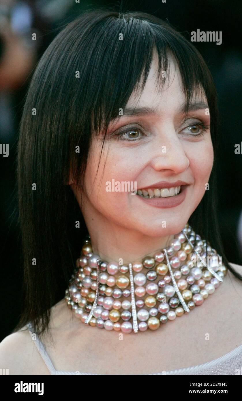 Portuguese actress hi-res stock photography and images - Alamy