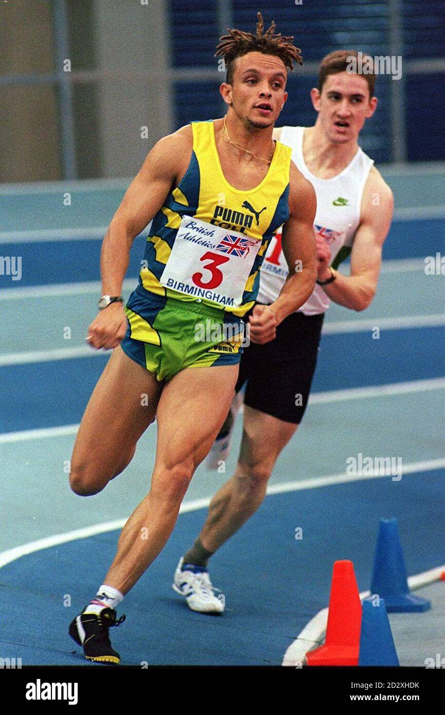 Jamie baulch cardiff no3 wins 400 mtrs hi-res stock photography and ...