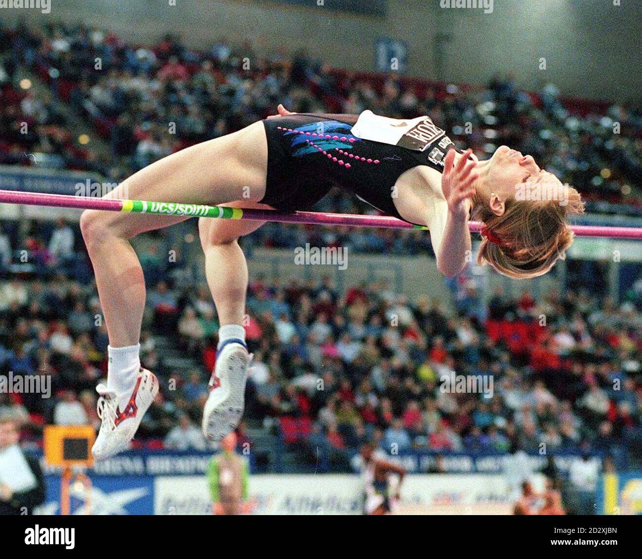 Debbie Marti sets a new British high jump record at the Ricoh Tour ...