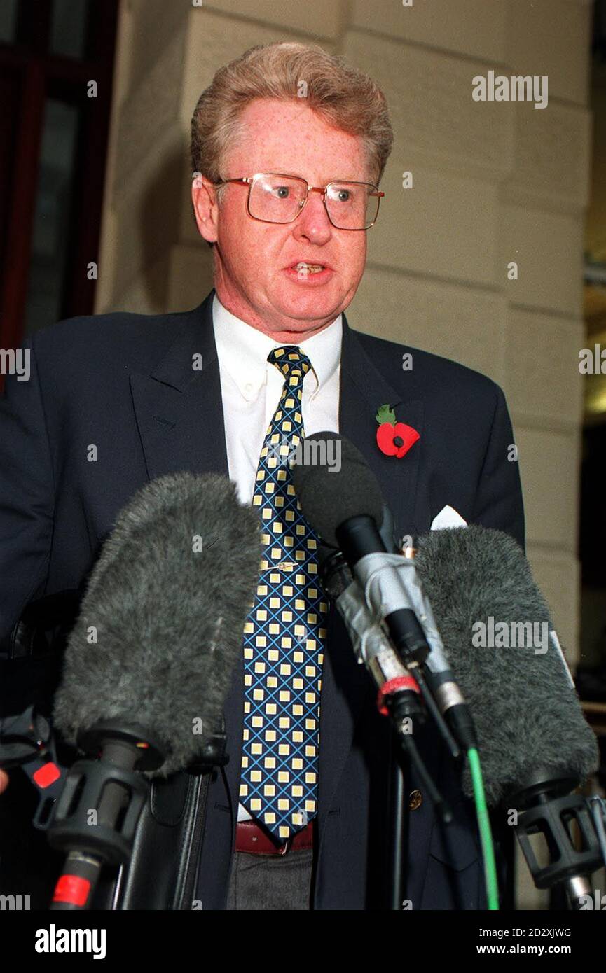 Fa Chief Executive Graham Kelly High Resolution Stock Photography and ...
