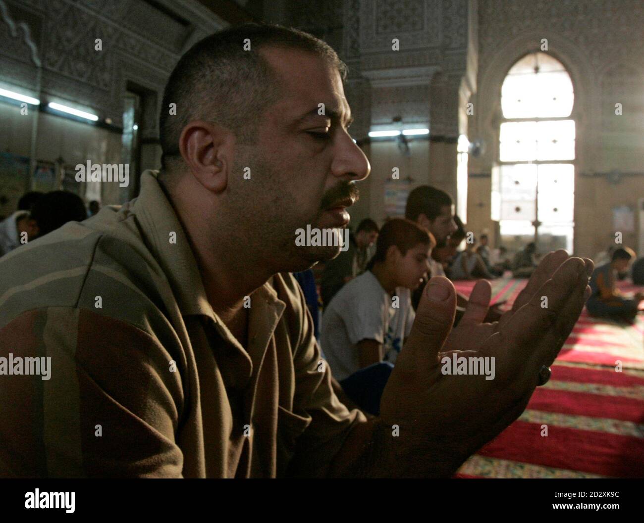 Al shaheed baghdad hi-res stock photography and images - Alamy