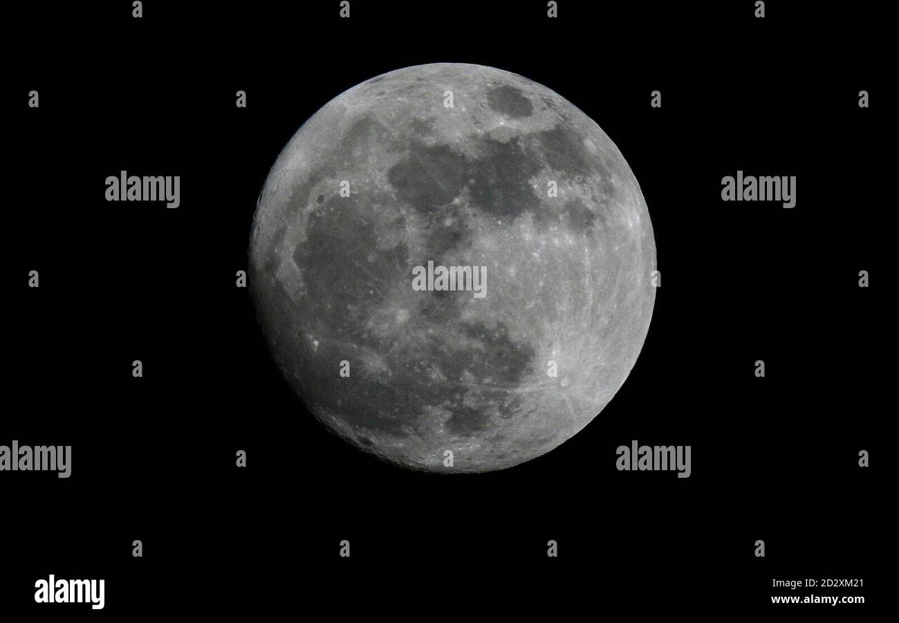 Moon tonight hi-res stock photography and images - Alamy